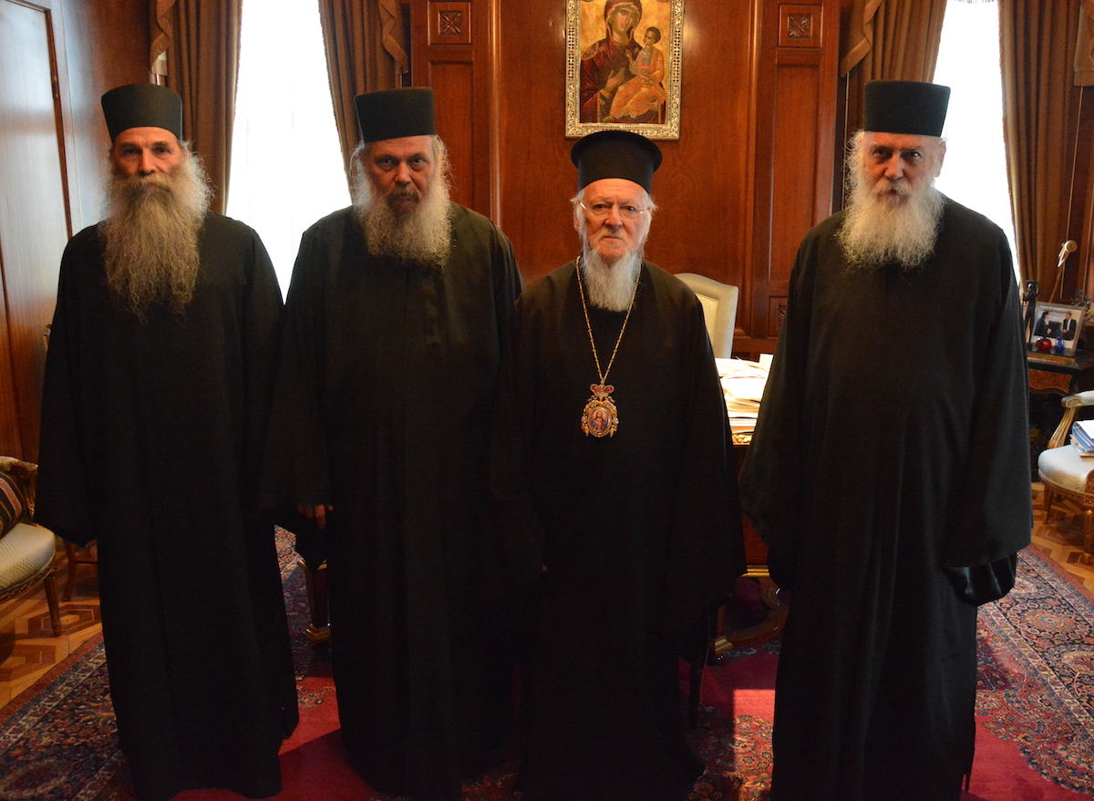 Αντιπροσωπεία της Ιεράς Κοινότητας του Αγίου Όρους στην Ιερά Καθέδρα ...