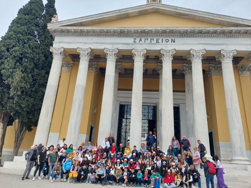 Στην Αθήνα η ΣΤ Τάξη του 3ου Δημοτικού Σχολείο Φλώρινας | Ράδιο Λέχοβο 97,1