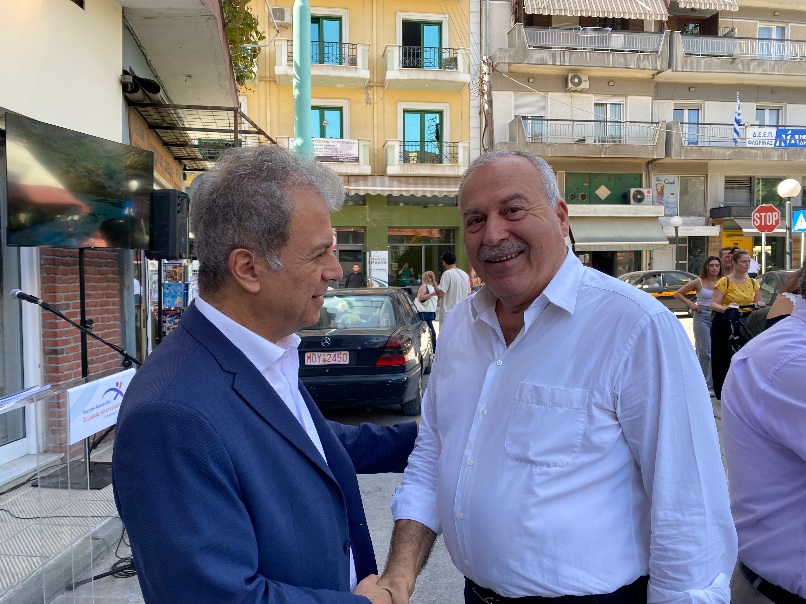 Γιώργος Αμανατίδης: Αγιασμός-εγκαίνια εκλογικού κέντρου στην πόλη της ...