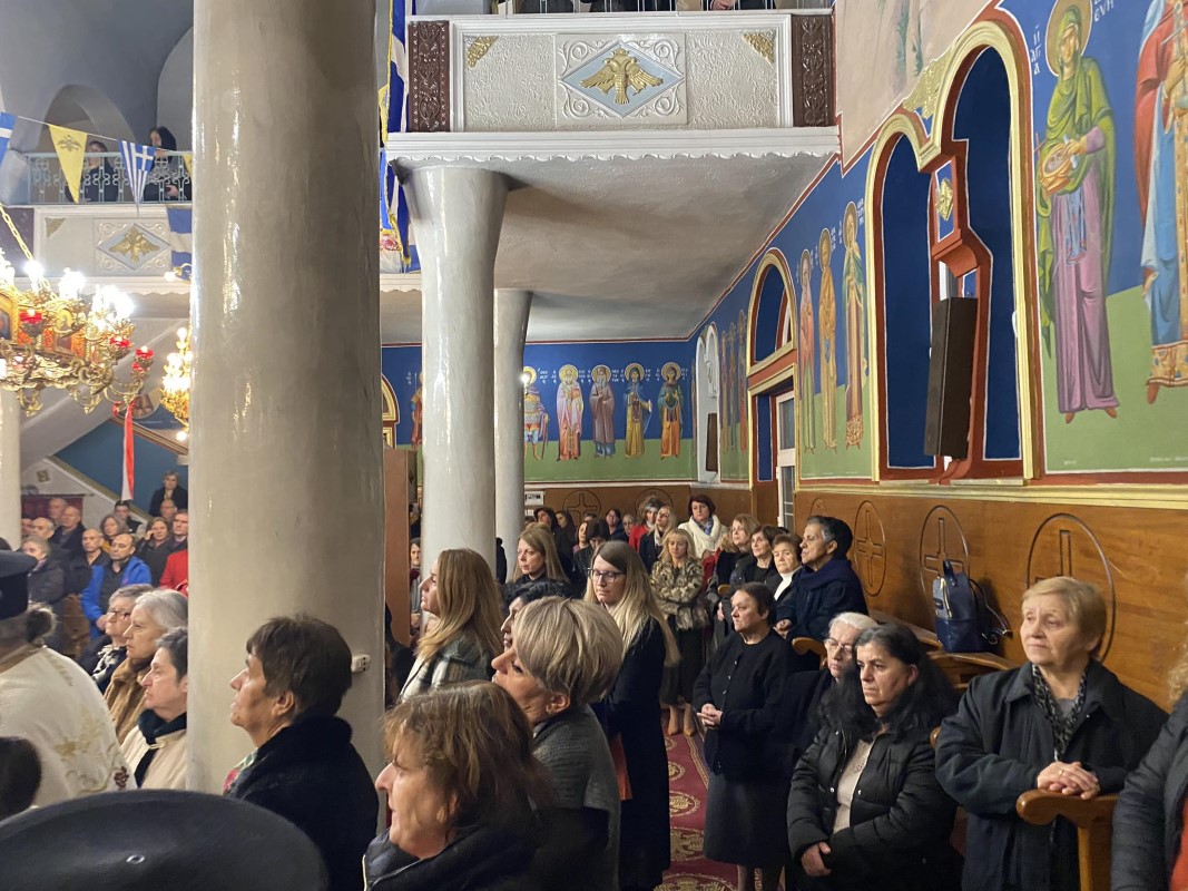 Από τον Αρχιερατικό Εσπερινό στον Ιερό Ναό Αγίου Σπυρίδωνα στην Αχλάδα ...