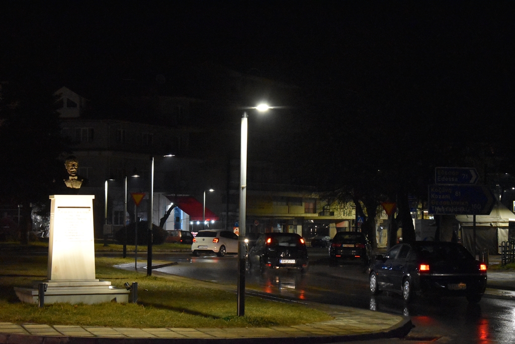 Σε εξέλιξη το πρόγραμμα αντικατάστασης των συμβατικών φωτιστικών ...